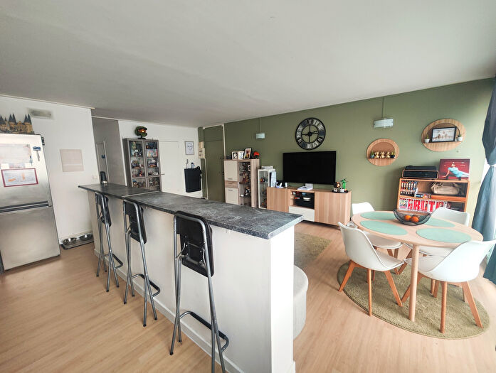 Appartement à vendre - Le Mée-sur-Seine, La Croix Blanche - 3 pièces - 2 chambres