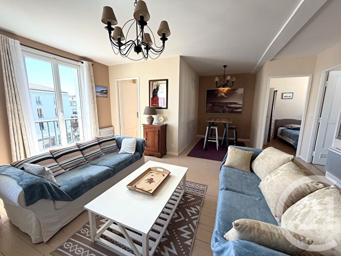 Appartement 3 pièces à Royan, Centre-ville, à vendre