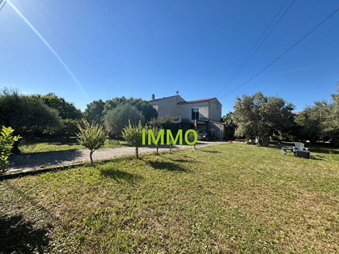 Maison 7 pièces à vendre - Saint-Victor-la-Coste