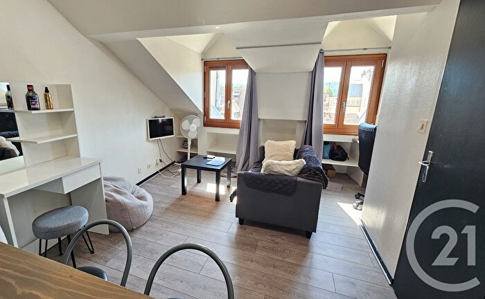 Besançon, Battant - Appartement 1 pièce à louer