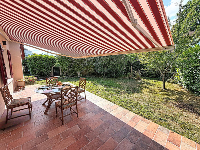 Anglet, Centre-ville, Saint-Jean : Maison 5 pièces à louer