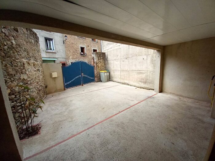 Maison à louer - Corbère - 4 pièces - 3 chambres