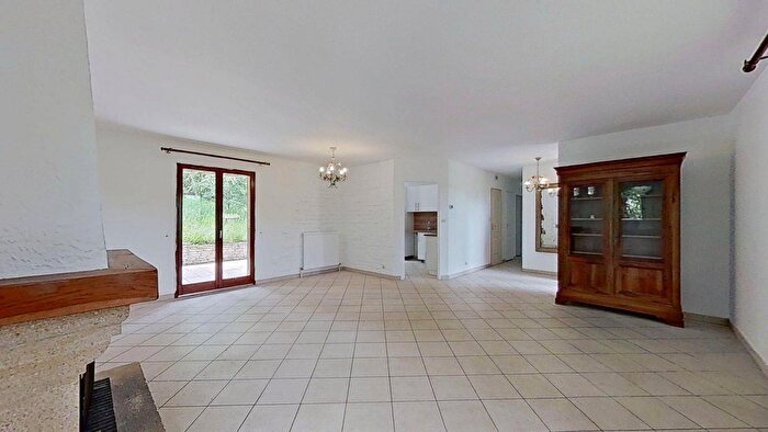 Maison 4 pièces à louer - Charbonnières-les-Bains