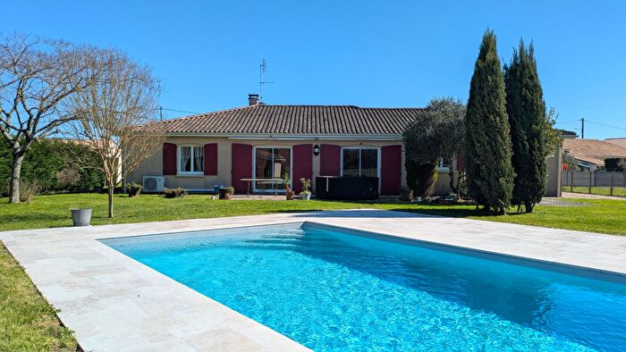 Maison à vendre - Saint-Genès-de-Fronsac - 5 pièces - 4 chambres