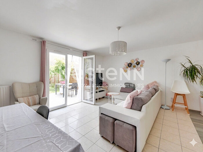 Pontault-Combault, Berchères : Maison 5 pièces à vendre