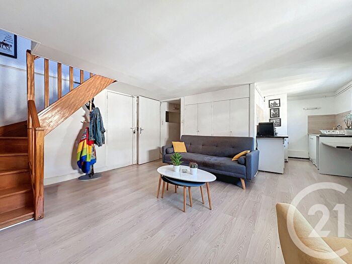 Appartement à louer - Nancy, Ville vieille, Léopold - 3 pièces - 2 chambres