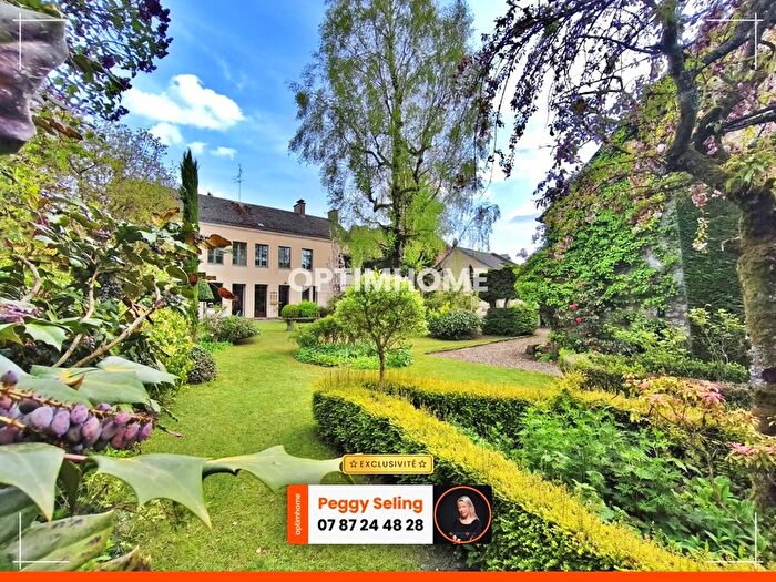 La Capelle : Maison 13 pièces à vendre