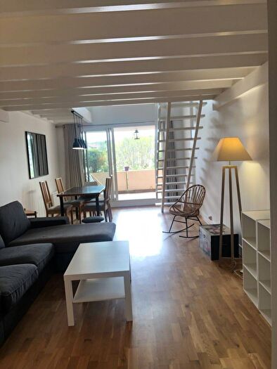 Appartement à louer - Louvois-Anatole France, Chaville - 3 pièces - 1 chambre