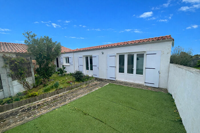 Maison à vendre - Saint-Gilles-Croix-de-Vie - 2 pièces - 1 chambre