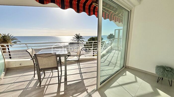 Appartement à vendre - Cagnes-sur-Mer, La Gare, Les Plans, Hippodrome - 2 pièces - 1 chambre