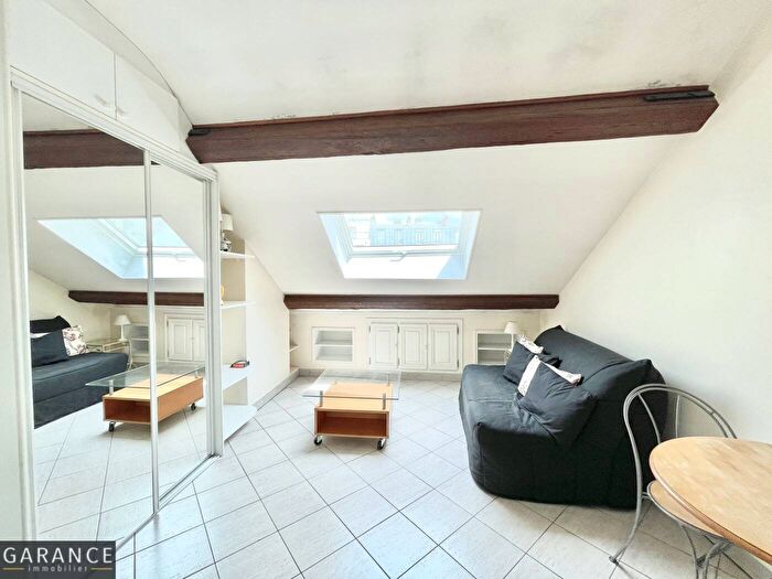 Appartement à louer - Jardin de Reuilly, Paris ème arrondissement - 1 pièce