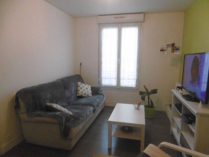 Appartement à louer - Clairmarais-Charles Arnould, Reims - 2 pièces - 1 chambre