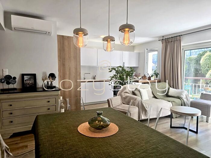 Cannes, Petit Juas : Appartement 4 pièces à vendre