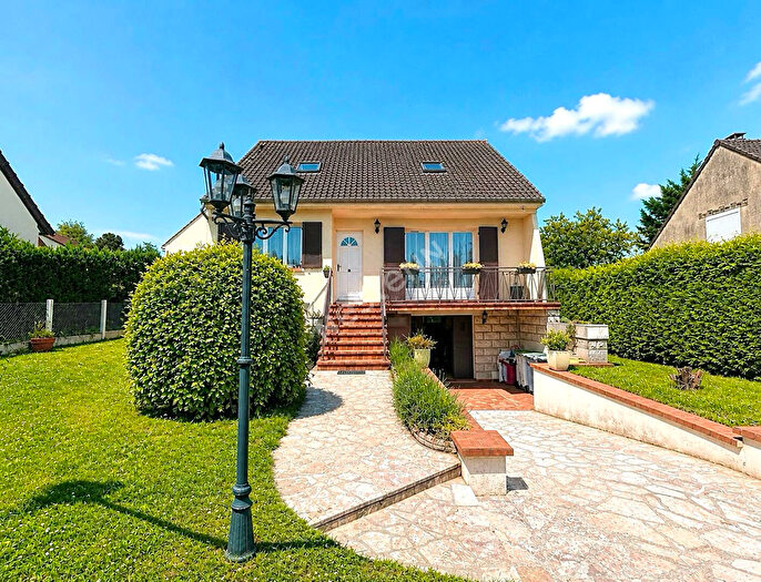 Mareil-en-France : Maison 7 pièces à vendre