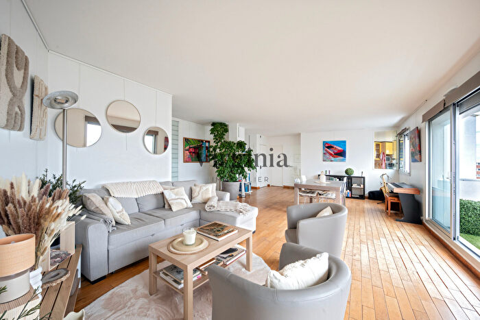 Appartement 5 pièces à Charenton-le-Pont, Pasteur, Saint-Pierre, à vendre