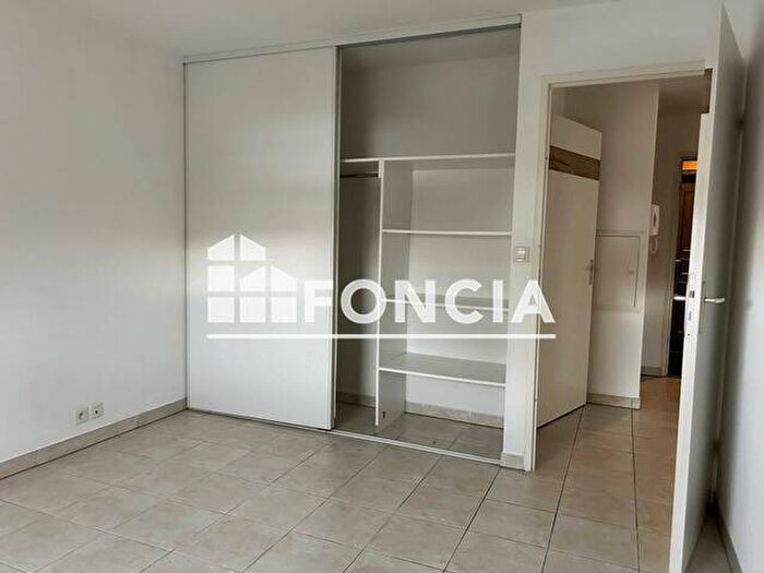 Appartement à louer - Petit Paris, Raismes - 2 pièces - 1 chambre