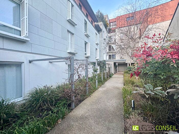 Appartement à louer - Cheneaux Sablons, Sceaux - 2 pièces - 1 chambre