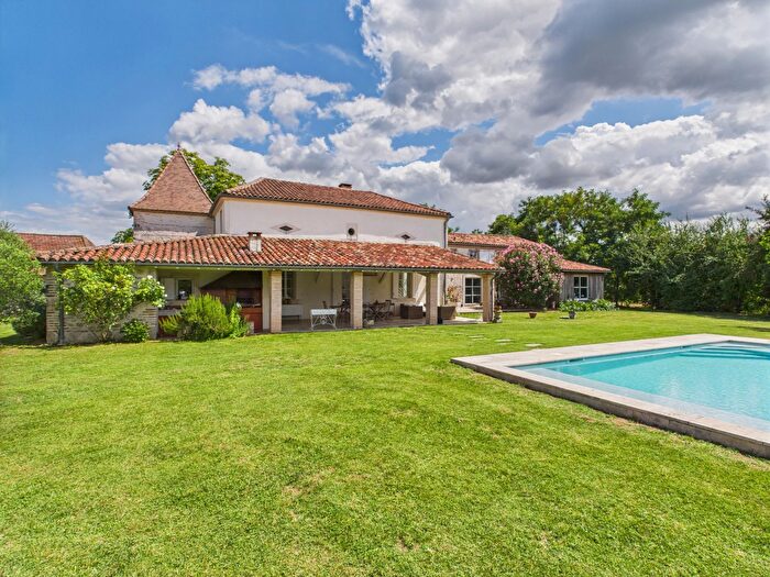 Maison à vendre - Fongrave - 10 pièces - 6 chambres