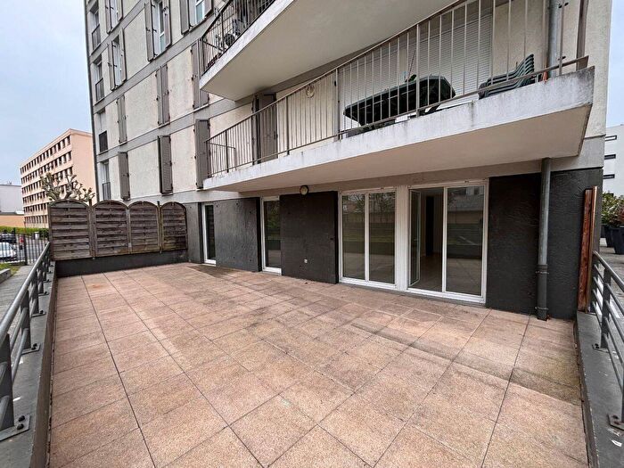 Girondins, Lyon ème arrondissement - Appartement 5 pièces à louer