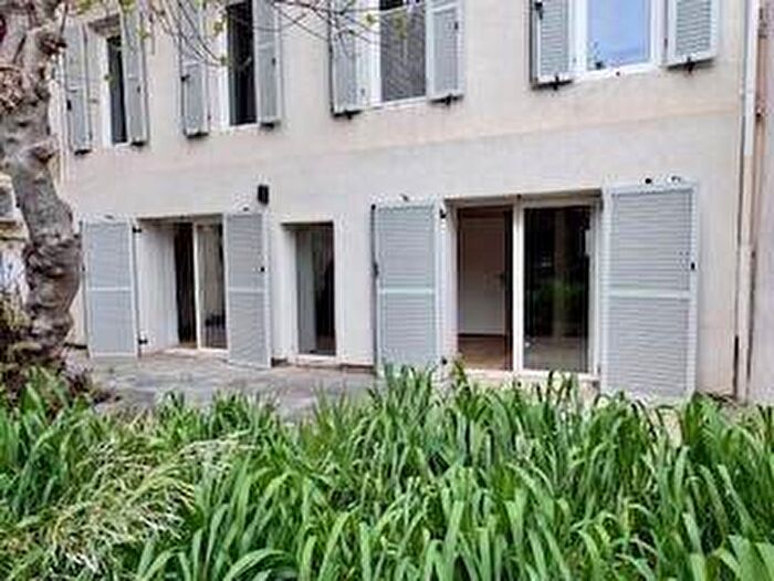 Appartement à louer - Saint Pierre, Marseille ème arrondissement - 3 pièces - 2 chambres