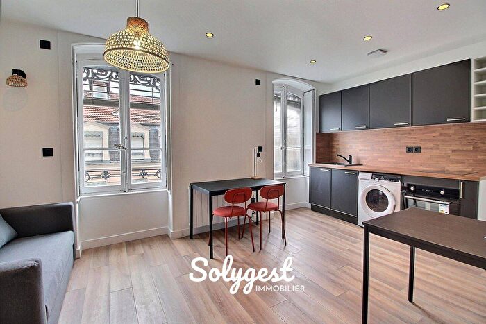 Appartement à louer - Presquîle, Centre ville, Cordeliers, Lyon ème arrondissement - 2 pièces - 1 chambre