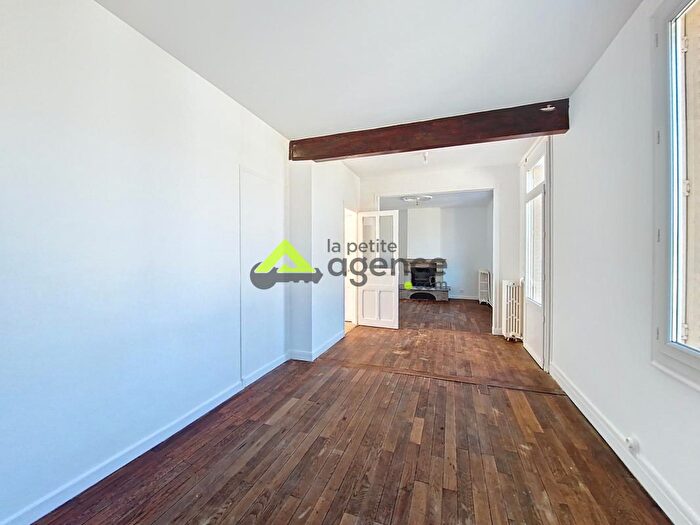 Maison à vendre - Bourganeuf - 5 pièces - 4 chambres