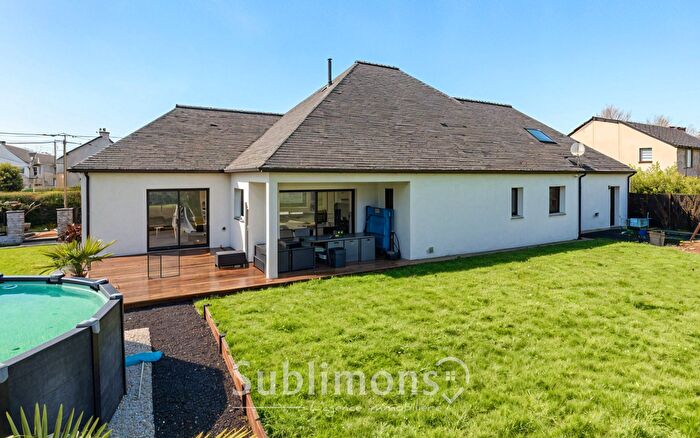 Maison à vendre - La Chapelle-des-Marais - 6 pièces - 5 chambres