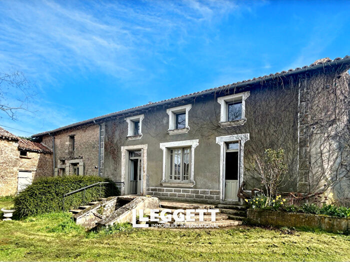 Maison à vendre - Cherves - 5 pièces - 2 chambres