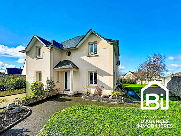 Maison à vendre - Escoville - 6 pièces - 4 chambres