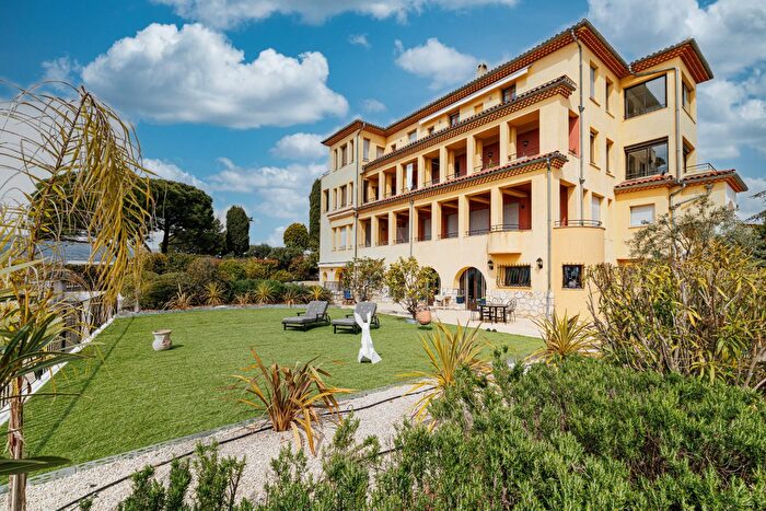 Nice, Saint-Antoine : Appartement 3 pièces à vendre
