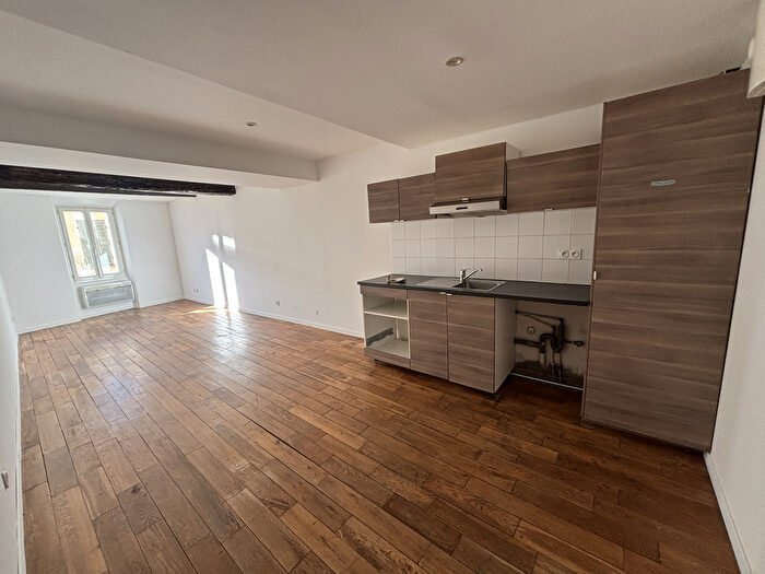 Appartement à louer - Hyères, Centre-ville - 1 pièce