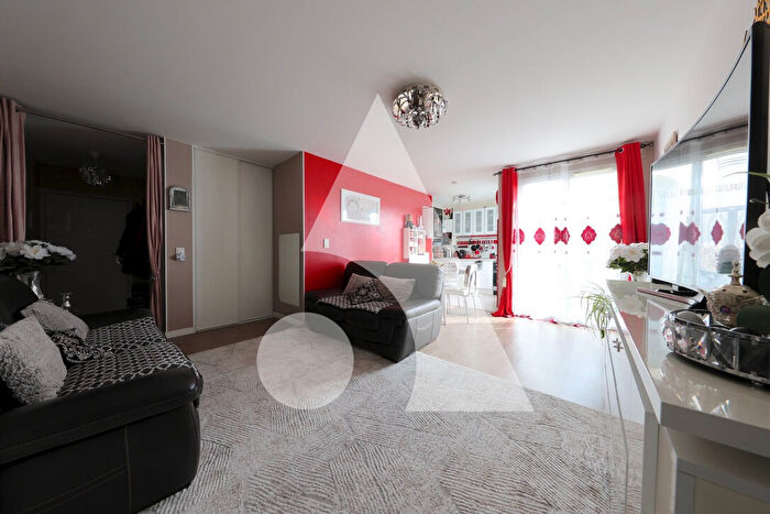 Appartement à vendre - Corbeil-Essonnes, Montconseil - 3 pièces - 2 chambres