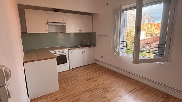 Appartement à louer - Gaillac - 3 pièces - 2 chambres