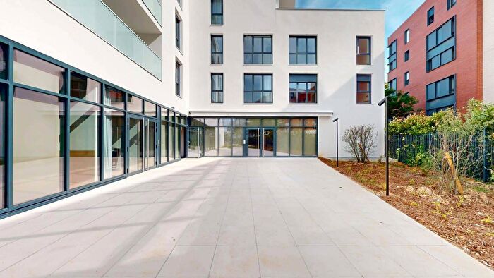Lallier P Hochart, LHaÿ-les-Roses : Appartement 2 pièces à louer