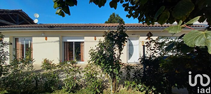 Maison à vendre - Marcillac - 5 pièces - 3 chambres