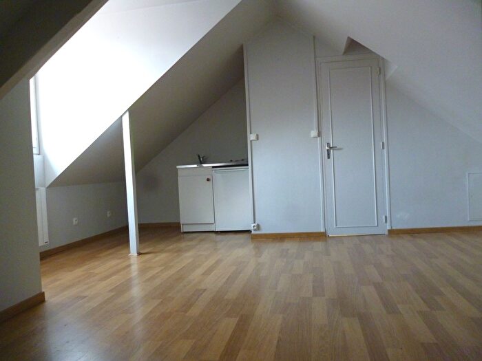 Olivet, Centre-ville : Appartement 1 pièce à louer