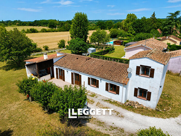Maison 7 pièces à vendre - Cours-de-Pile