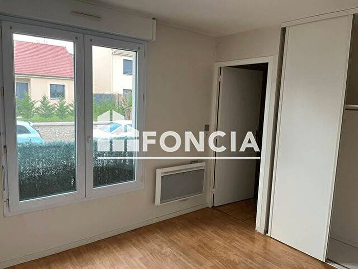 Appartement à louer - La Ferté-Alais - 2 pièces - 1 chambre