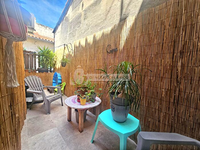 Maison 2 pièces à vendre - Tarascon, Centre-ville, Château, Condamine