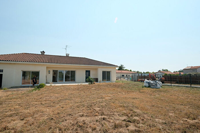Maison 4 pièces à Villeneuve-Tolosane, à louer