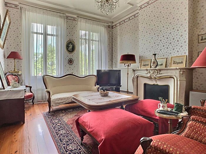 Maison à vendre - Lormont, Bourg, Mairie - 6 pièces - 4 chambres