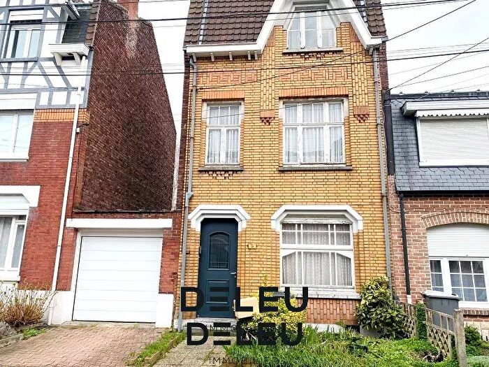 Maison à vendre - Wasquehal - 5 pièces - 4 chambres