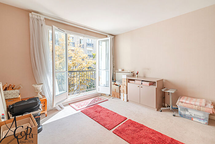 Appartement 2 pièces à Paris 18ème, Grandes Carrières, Clichy, à vendre