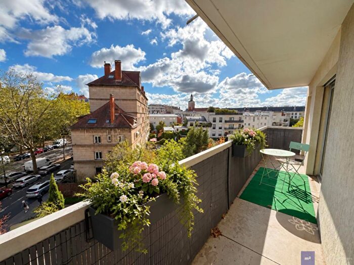 Boulogne-Billancourt, Menus, Jean Baptiste Clément : Appartement 2 pièces à vendre