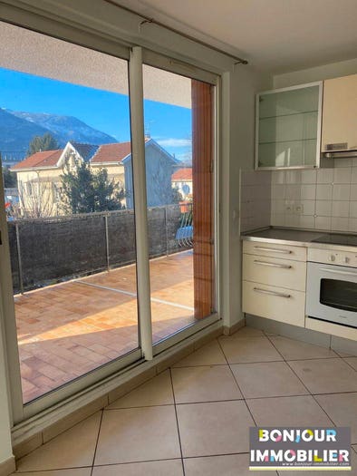 Appartement 4 pièces à louer à Les-Iles Nord, Seyssinet-Pariset