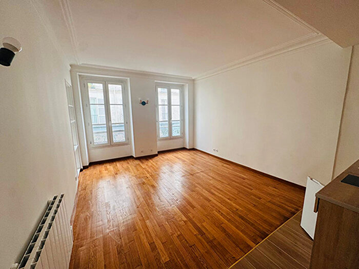 Appartement à louer - Paris e , République, Saint-Ambroise - 1 pièce