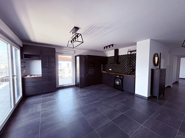 Appartement à louer - Nice, Saint-Isidore - 4 pièces - 3 chambres