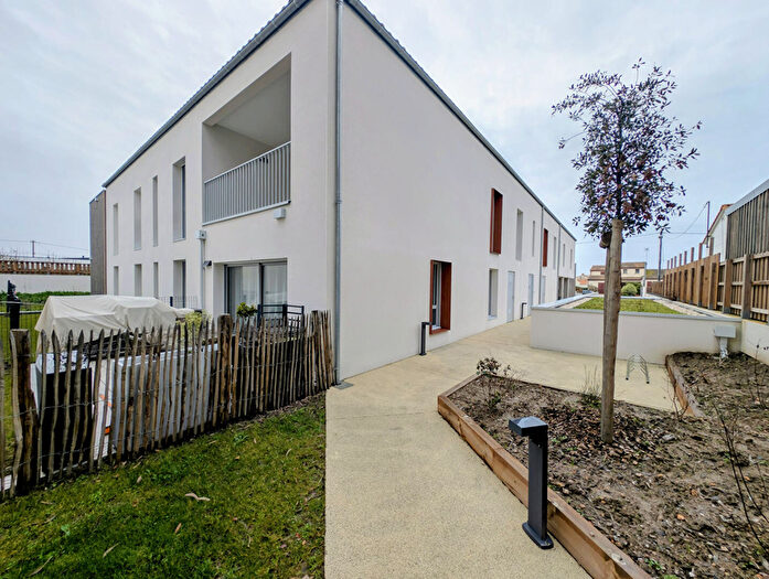 Appartement à vendre - Saint-Gilles-Croix-de-Vie - 3 pièces - 2 chambres