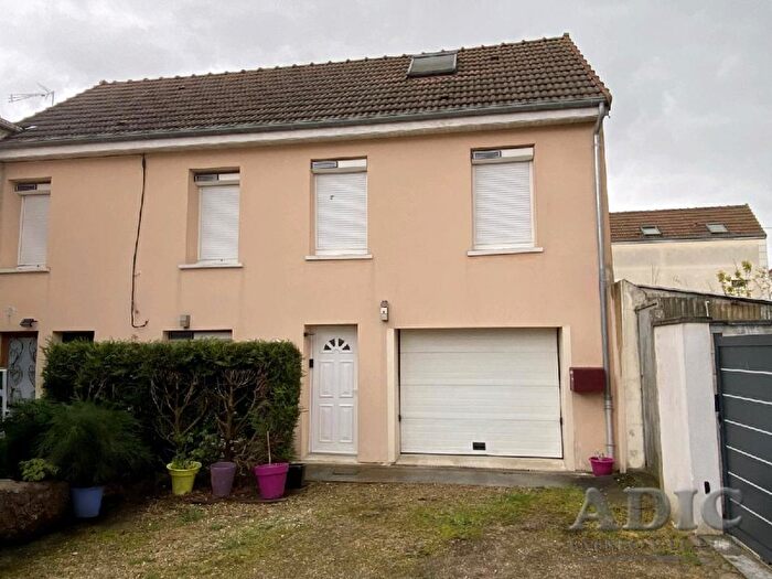 Maison à vendre - Villenoy - 5 pièces - 3 chambres