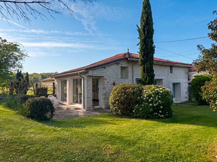 Maison 4 pièces à vendre à Bessac